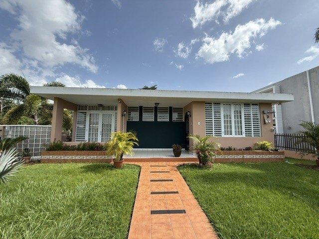 Urbanizacion Ext, Mayaguez, Home For Sale