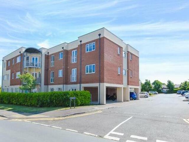 Urbis, Wolf Lane, 2 Bedroom Apartment