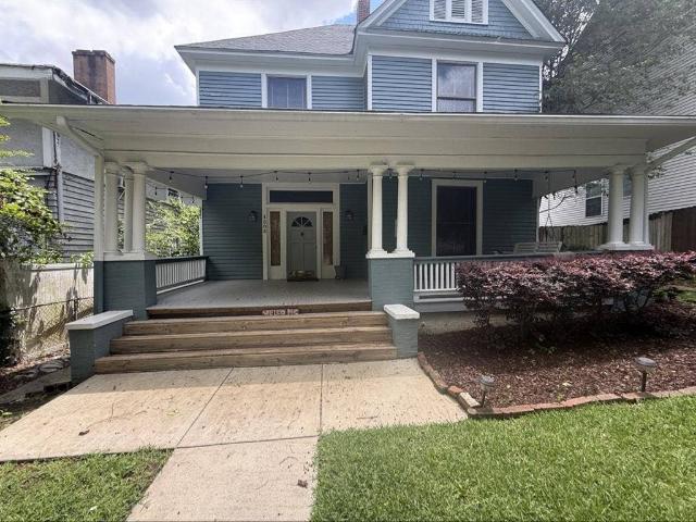 Urgent! Looking for female roommate