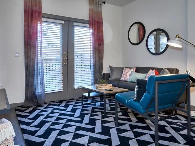 URGENT SUBLET MOVE IN AUG 1 $618/MONTH WOMEN preferred