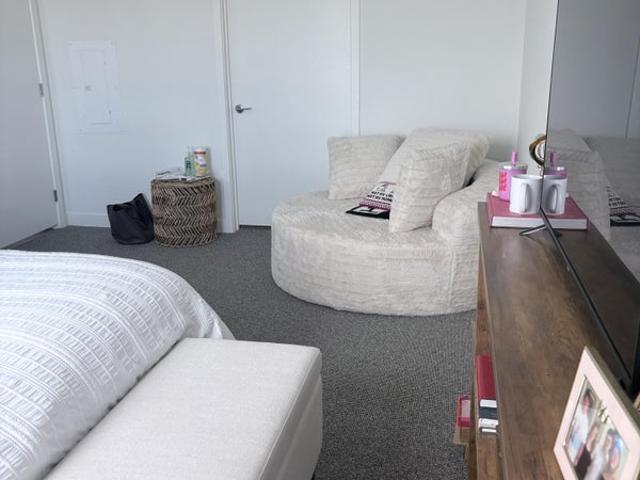 ️ *URGENT* Room Available in RiNo