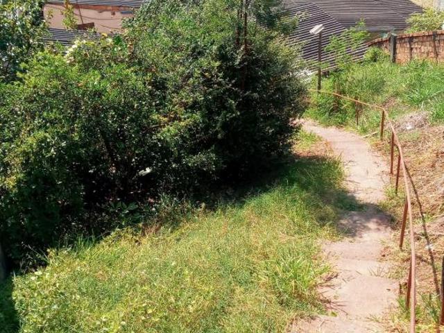 Urgente, Lote de 295mil por 260mil, colado R.Principal B. Céu Azul