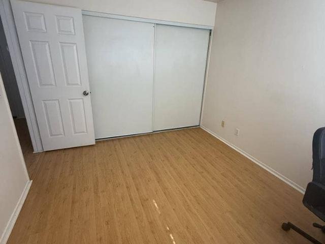 URGENTLY looking for new roommate!