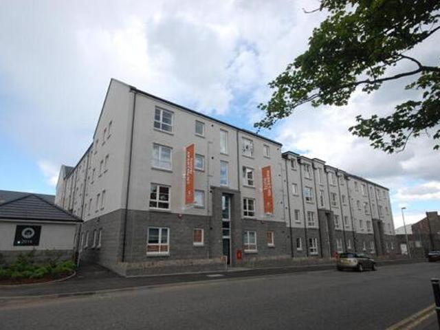 Urquhart Court, Urquhart Road, 2 Bedroom Flat