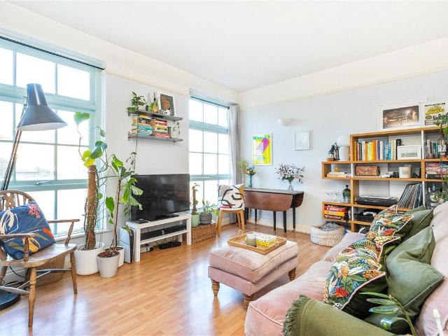 Urswick Road, Hackney E9, 1 bed flat to rent, £2,100 pcm | PrimeLocation