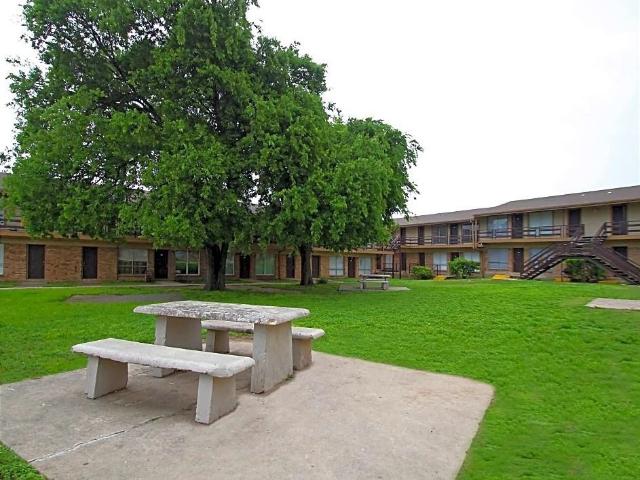 Utopia Place Apartments 1 Bedroom Apartment for Rent at 444 Utopia Ln, San Antonio, TX 78223 Highland Hills