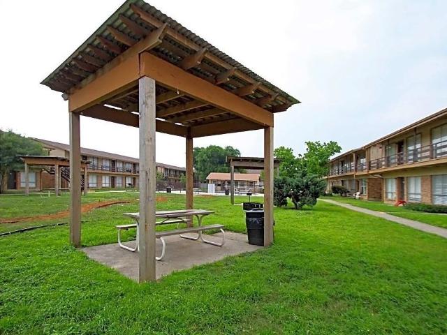 Utopia Place Apartments 1 Bedroom Apartment for Rent at 444 Utopia Ln, San Antonio, TX 78223 Highland Hills