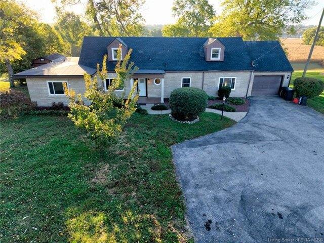 Utica Pike, Jeffersonville, Home For Sale