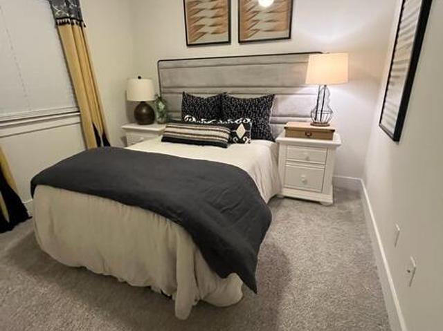 Utilities & Bedding Included 10% Off First 6 Weeks + No Move In Fee! | Model Home | Pool & Gym | Move In Tomorrow | Georgetown