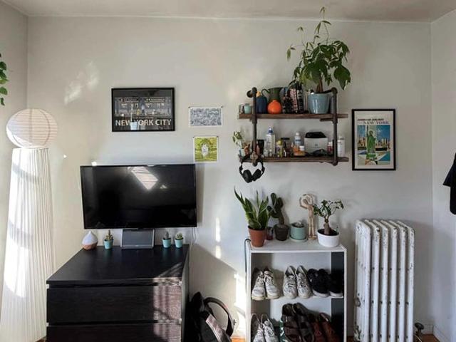 UTILITIES INCLUDED* Furnished apt in Wllmsbrg