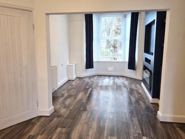 Utting Avenue, Liverpool L4, 3 bed terraced house to rent, £950 pcm | PrimeLocation