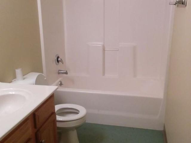 UV Elliott 2 Bedroom Apartment for Rent at 650 S 29th St, Louisville, KY 40211 Russell