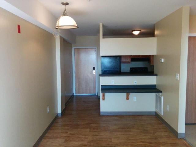 UV Elliott 2 Bedroom Apartment for Rent at 650 S 29th St, Louisville, KY 40211 Russell