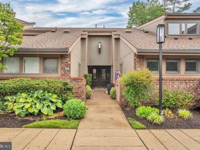 Uxbridge, Cherry Hill, Home For Sale