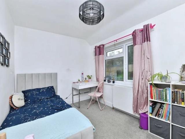 Uxbridge Drive, Plymouth