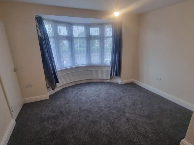 Uxbridge Road, Hillingdon, Hayes, Greater London UB4, Room to rent, £1,100 pcm | PrimeLocation