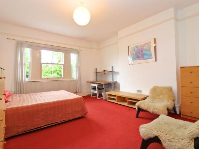 Uxbridge Road, Kingston Upon Thames, Surrey KT1, Studio to rent, £1,150 pcm | PrimeLocation