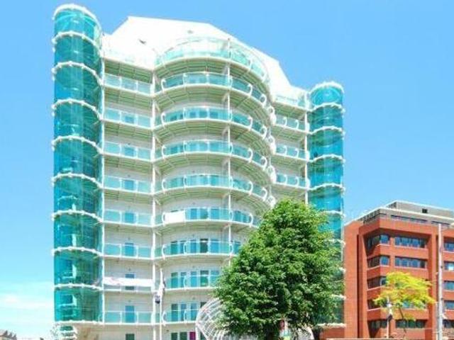 Uxbridge Road, London, 2 Bedroom Flat