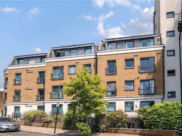 Uxbridge Road, London W13, 2 bed flat to rent, £2,250 pcm | PrimeLocation