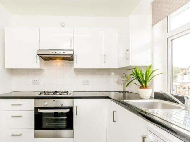 Uxbridge Road, Rickmansworth, 1 Bedroom Maisonette
