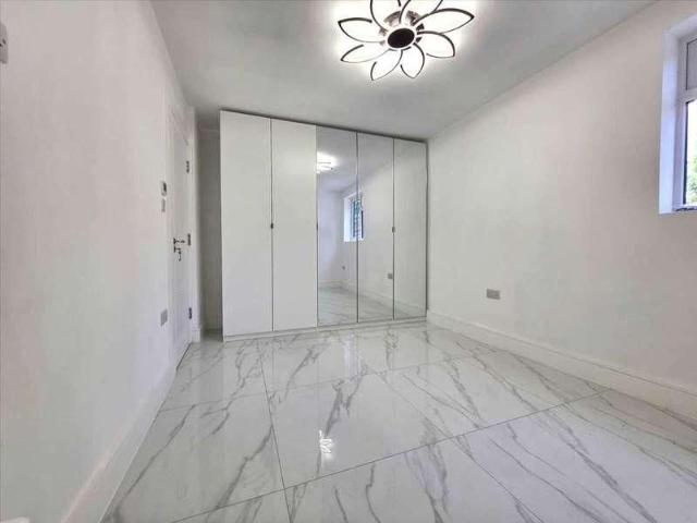 Uxbridge Road, Stanmore, HA7
