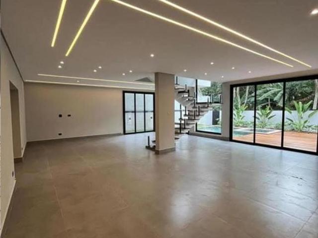 V11 Casa Alto Padrão Condomínio Arujá