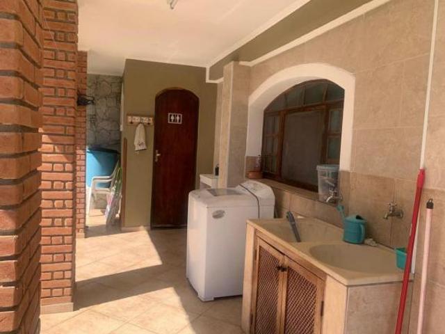 V11= Chácara Bairro Cachoeira Arujá