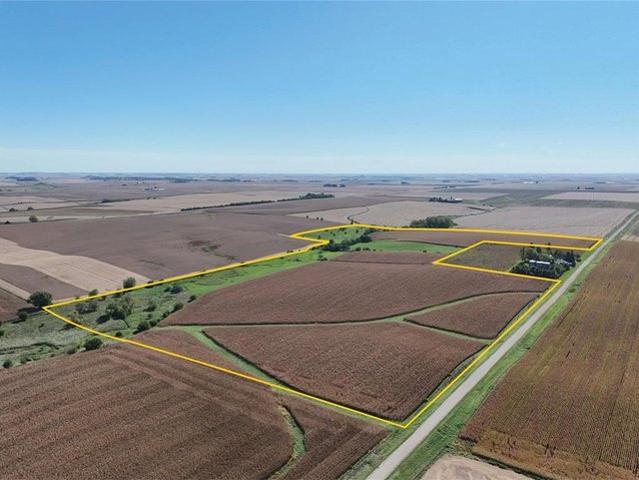 V Ave, Dysart, IA 52224