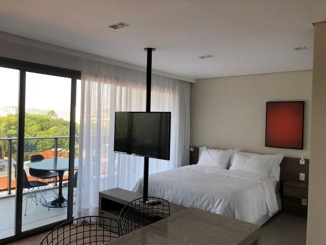V House Faria Lima