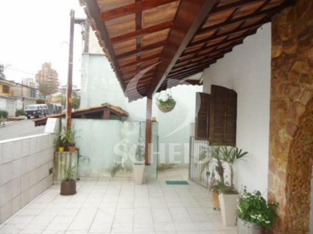 V.S.Catarina, térrea,bonita, conservada, 3 vagas, boa localização