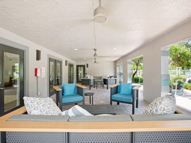 Vantage on Hillsborough Apartments 1 Bedroom Apartment for Rent at 5307 Reflections Club Dr, Tampa, FL 33634