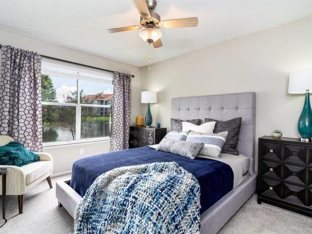 Vantage on Hillsborough Apartments 3 Bedroom Apartment for Rent at 5307 Reflections Club Dr, Tampa, FL 33634