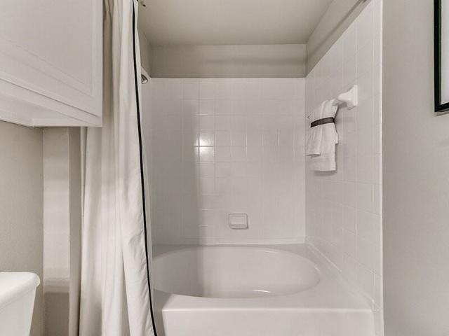Vantage on Yale 3 Bedroom Apartment for Rent at 5202 E 81st St, Tulsa, OK 74137