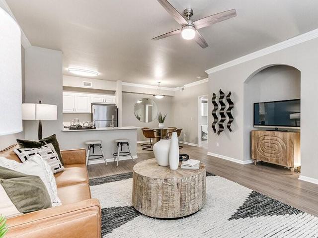 Vantage on Yale 1 Bedroom Apartment for Rent at 5202 E 81st St, Tulsa, OK 74137