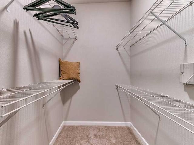 Vantage on Yale 2 Bedroom Apartment for Rent at 5202 E 81st St, Tulsa, OK 74137