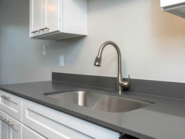 Vantage at Hillsdale 2 Bedroom Apartment for Rent at 3212 Sw Beaverton Hillsdale Hwy, Portland, OR 97239 Hayhurst