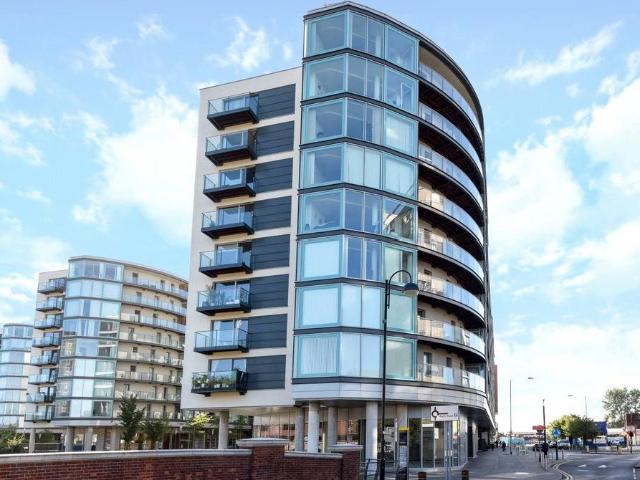 Vantage Building, UB3 1 bed flat to rent £1,895 pcm £437 pw