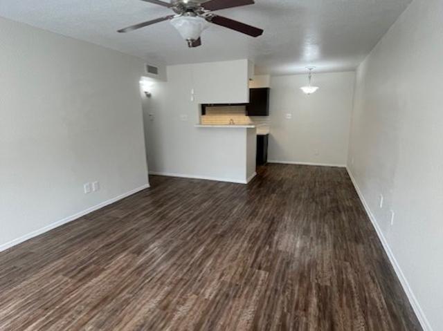 Vantage Point Apartments 1 Bedroom Apartment for Rent at 12703 Jones Rd, Houston, TX 77070