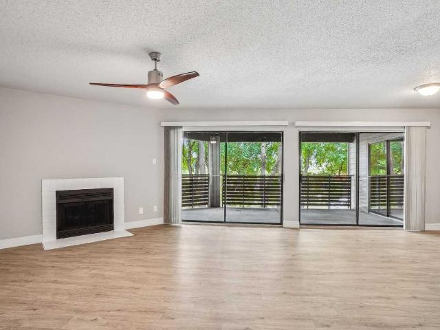 Vantage Point Apartments 2 Bedroom Apartment for Rent at 10700 Woodmeadow Pkwy, Dallas, TX 75228