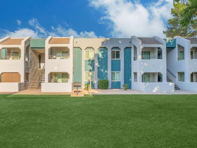 Vantage Point 1 Bedroom Apartment for Rent at 960 N Gilbert Rd, Gilbert, AZ 85234