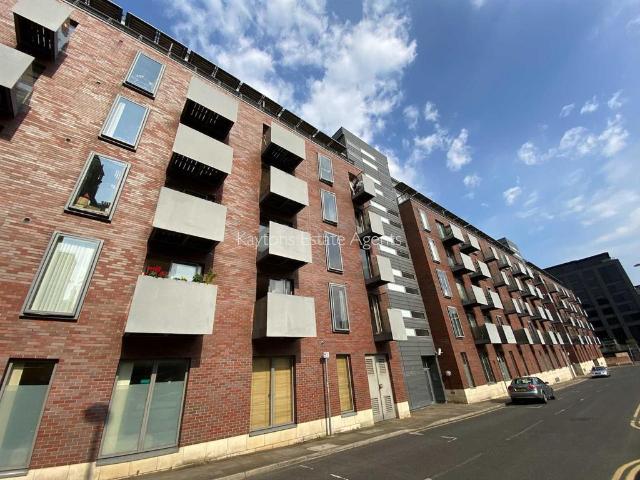 Vantage Quay, Brewer Street, Manchester 1 bed apartment to rent £1,050 pcm £242 pw