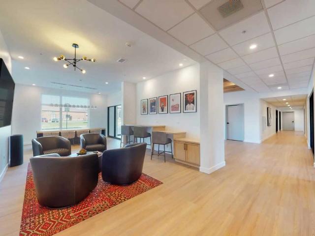 Vantage Studio Apartment for Rent at 1350 E Ogden Ave, Naperville, IL 60563