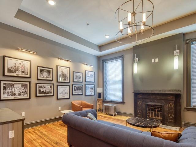 Van de Vyver 1 Bedroom Apartment for Rent at 701 N 1st St, Richmond, VA 23219 Jackson Ward