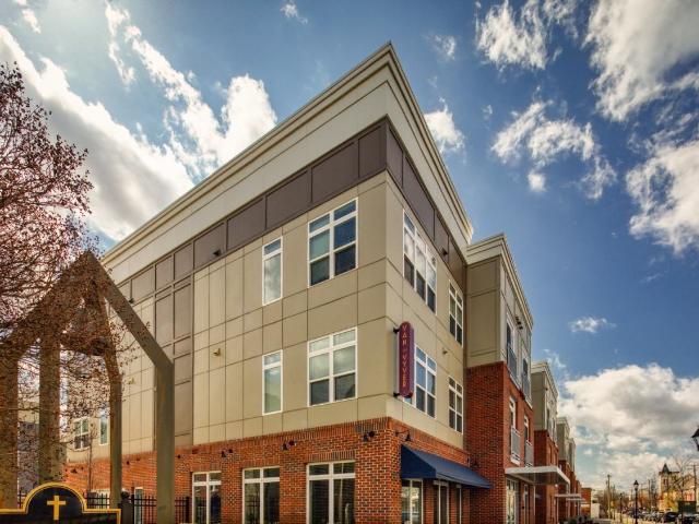 Van de Vyver Studio Apartment for Rent at 701 N 1st St, Richmond, VA 23219 Jackson Ward