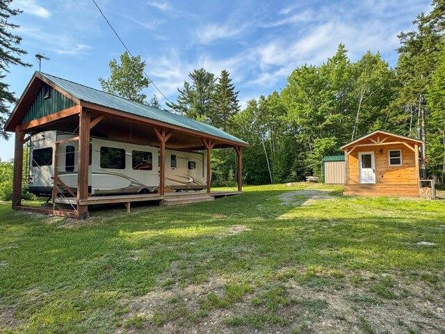 Van Dine Road, Medway, Home For Sale
