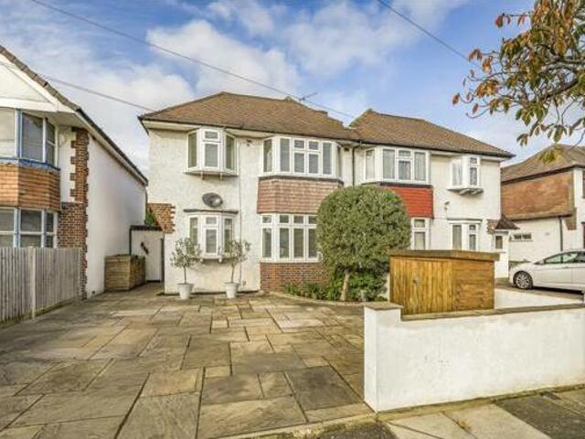 Van Dyck Avenue, New Malden, 4 Bedroom Semi detached