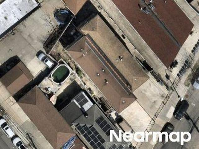 Van Nest Ave