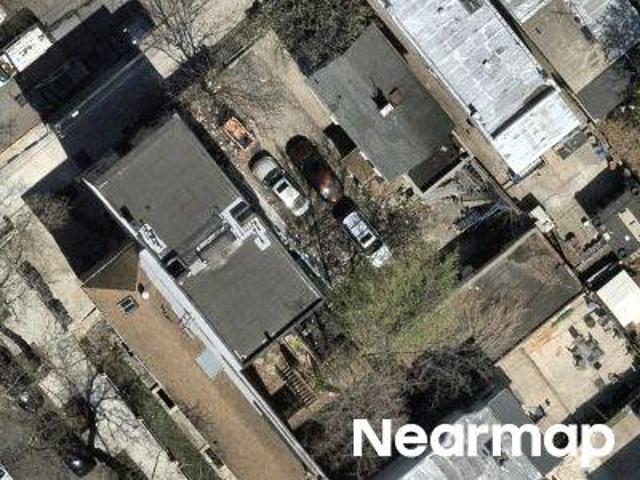 Van Nest Ave
