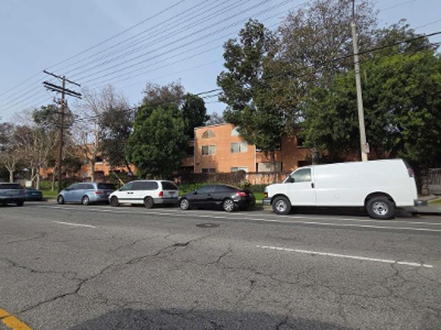 Van Nuys Blvd Unit 218