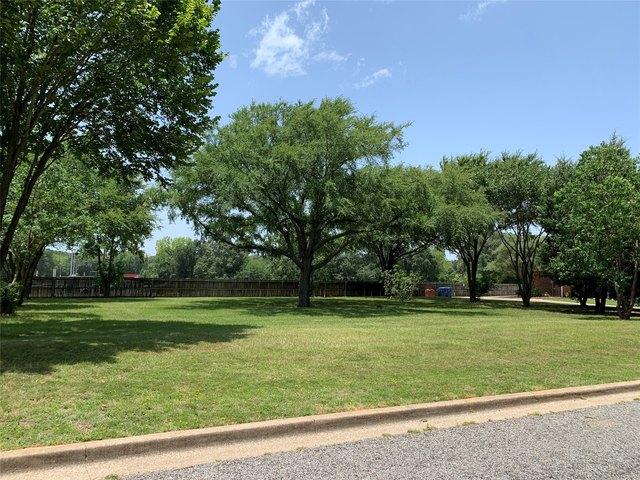 Van Winkle Cir, Athens, TX 75751